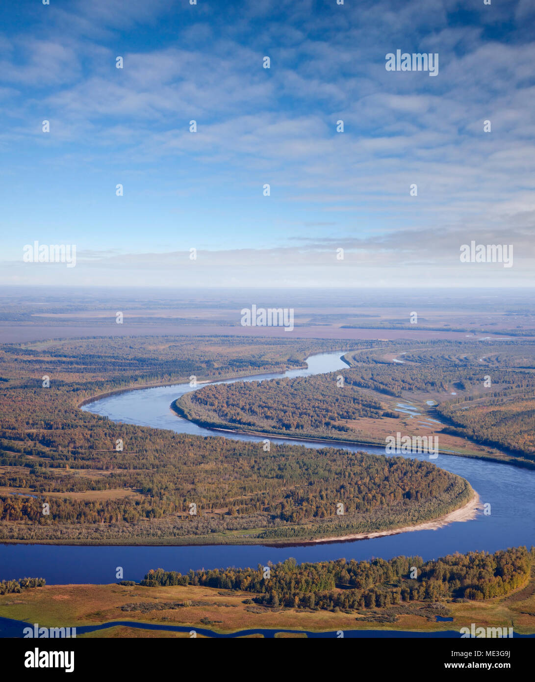 Forest river aerial view hi-res stock photography and images - Alamy