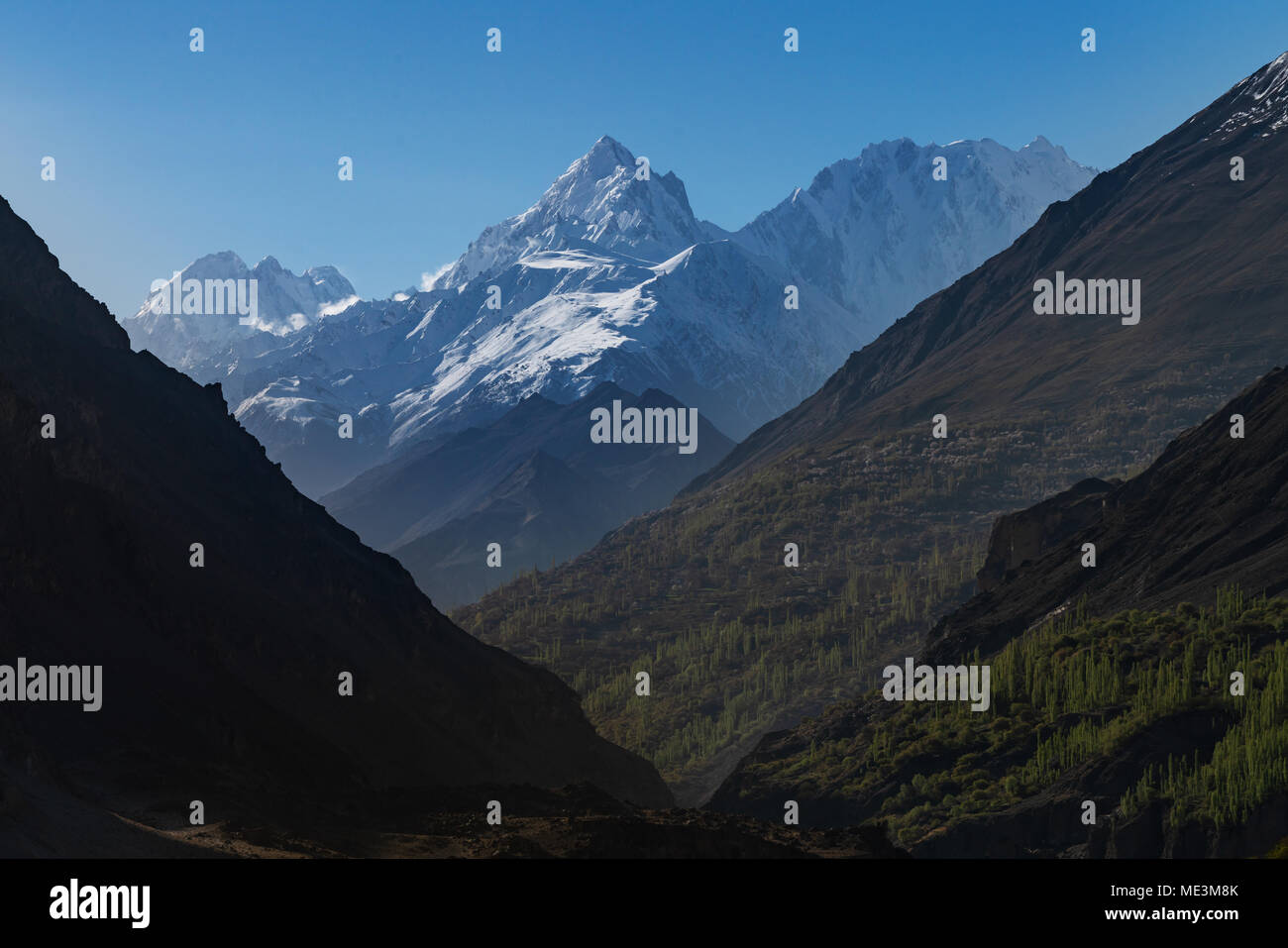 Hunza valley hi-res stock photography and images - Alamy