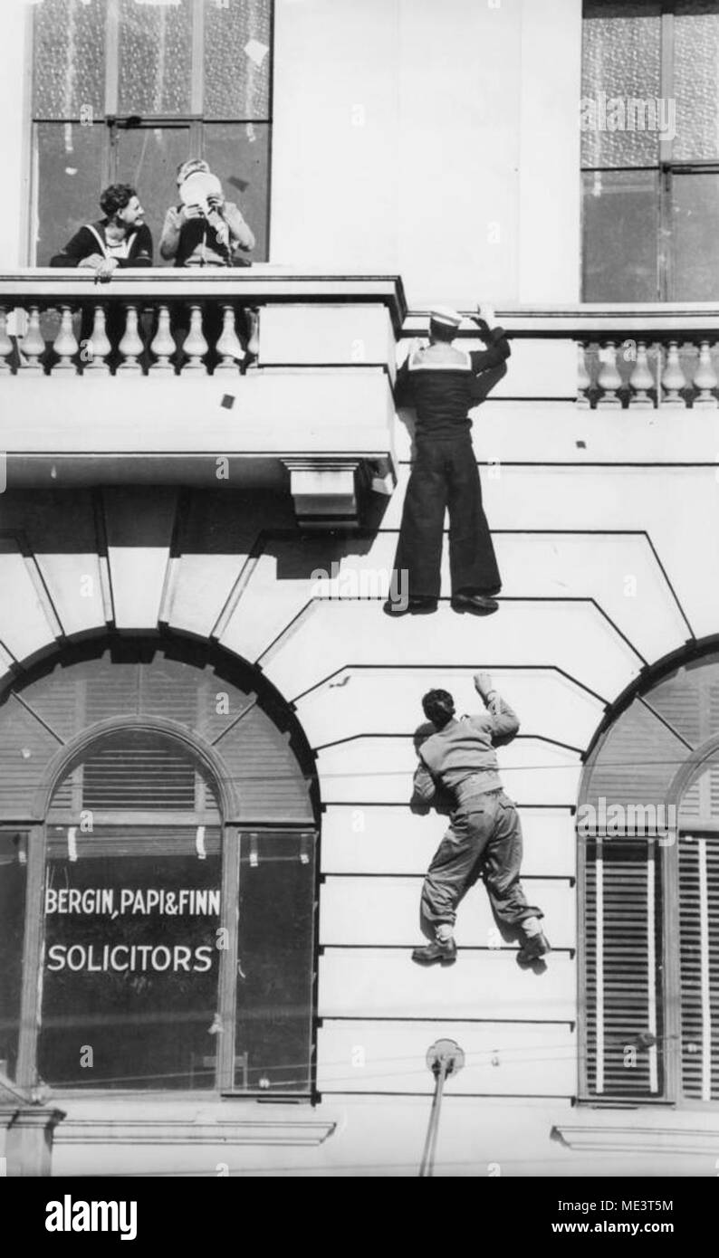 Vj day 1945 australia hi-res stock photography and images - Alamy