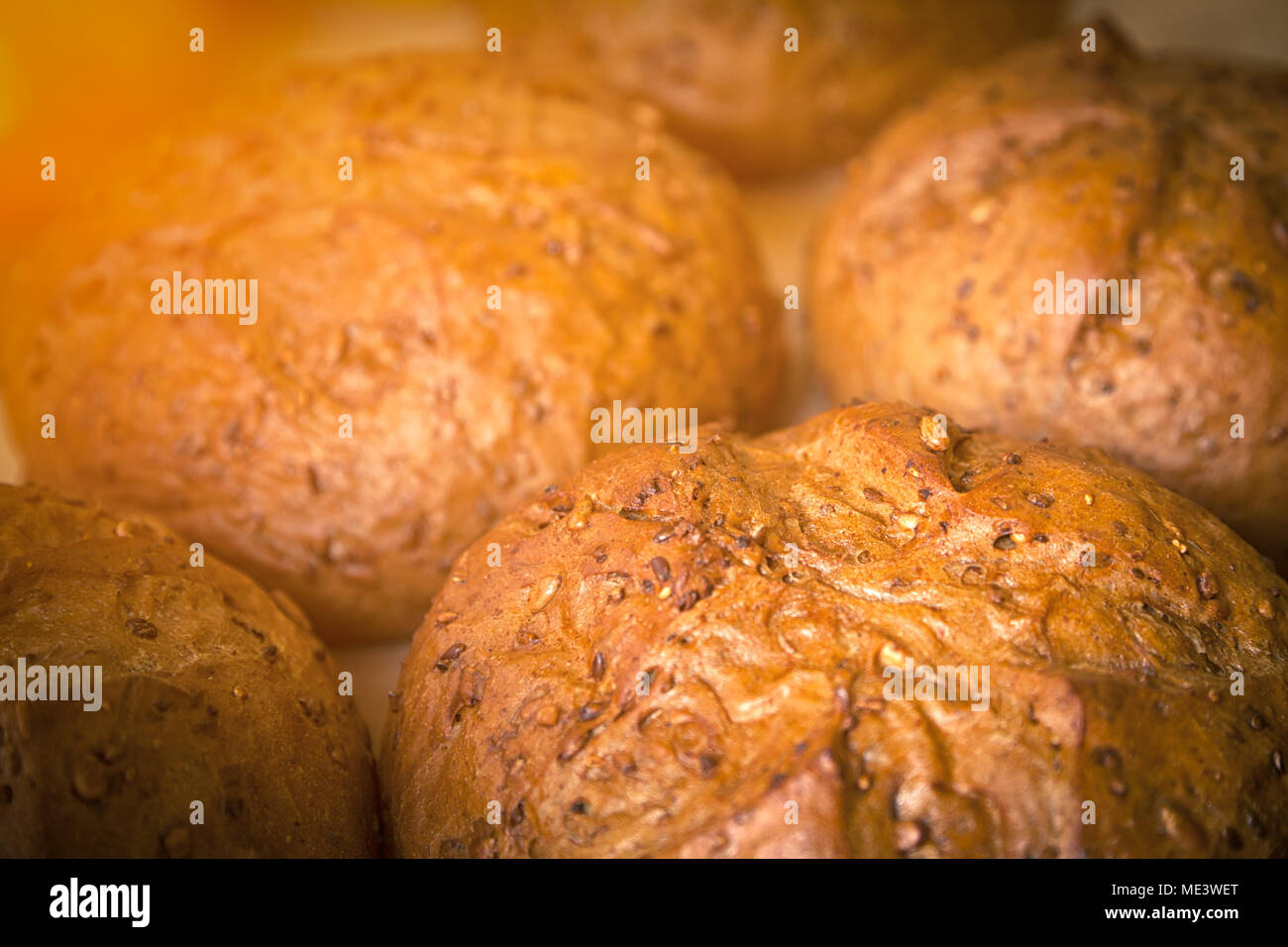 Line of bread rolls hi-res stock photography and images - Alamy