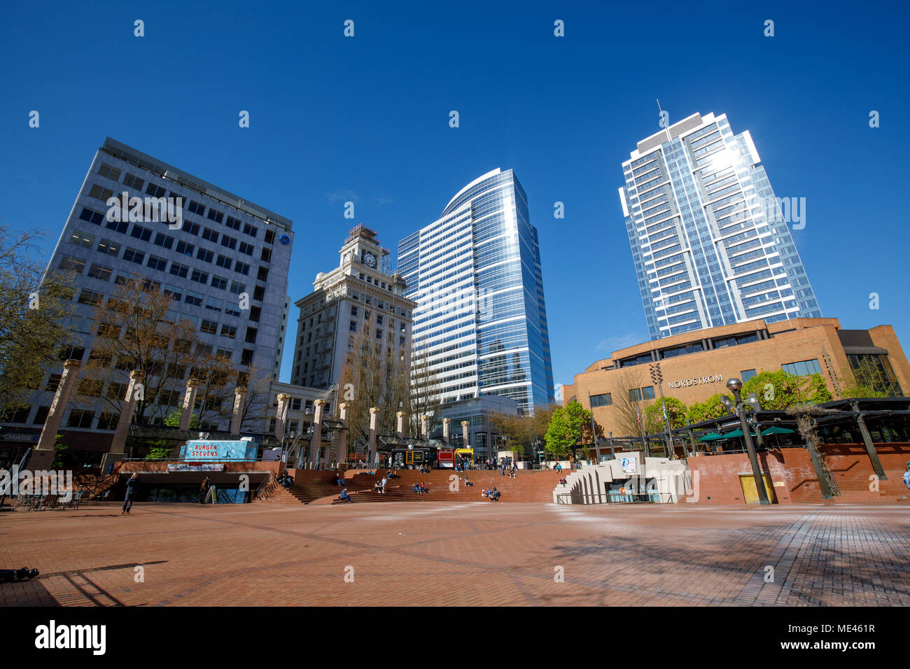 Multnomah county courthouse in portland hi-res stock photography and ...