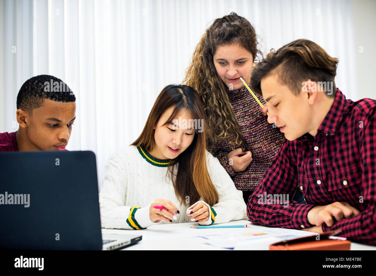 Study group project brainstorming with classmates Stock Photo - Alamy