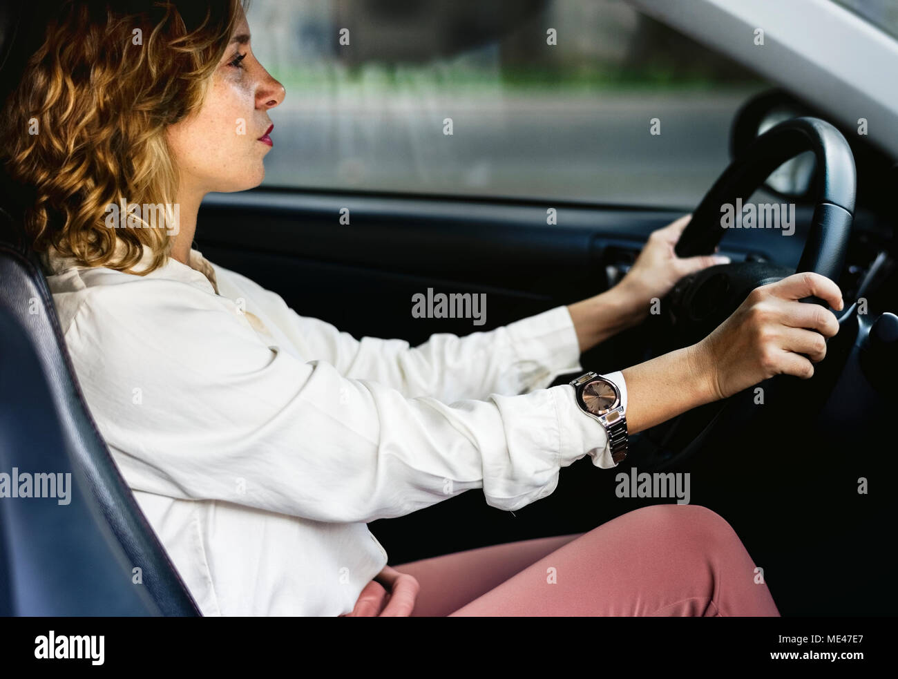 Woman driving a smart hi-res stock photography and images - Alamy