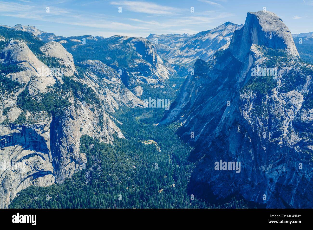 View mountain gorge hi-res stock photography and images - Alamy