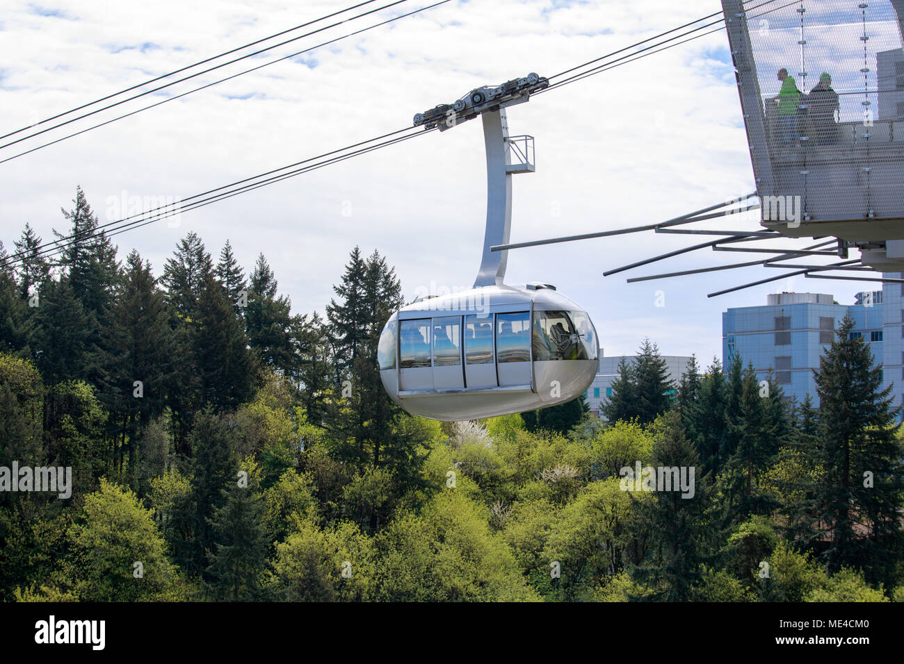 Portland, Oregon, USA - April 20, 2018 : The Portland Aerial Tram or ...