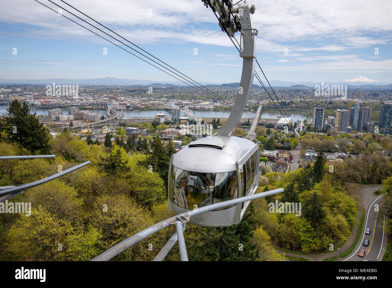 Portland, Oregon, USA - April 20, 2018 : The Portland Aerial Tram or ...