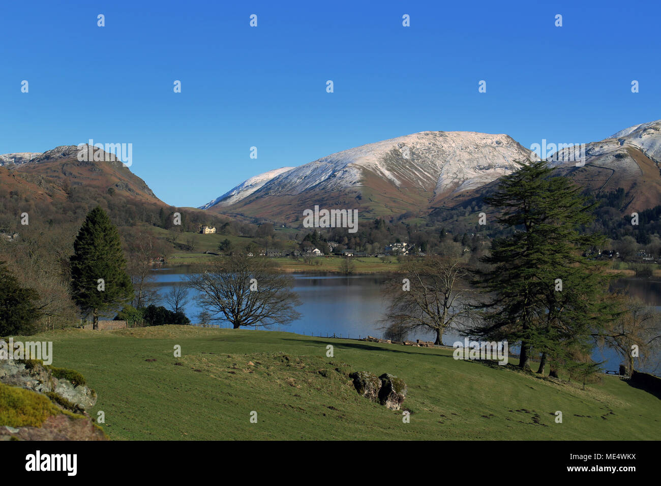 Fair lakes hi-res stock photography and images - Alamy