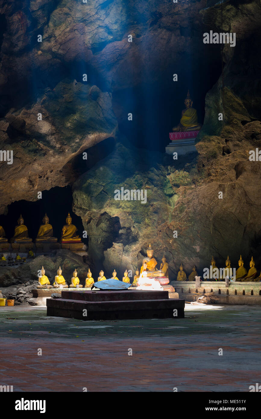 Buddha statues inside the underground cave temple, Khao Luang caves ...