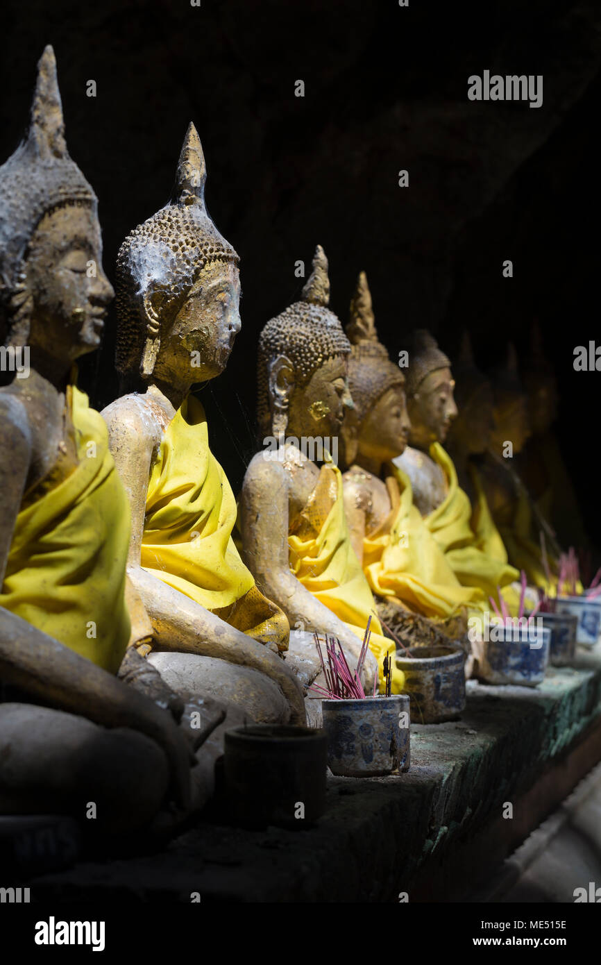 Buddha statues inside the underground cave temple, Khao Luang caves ...