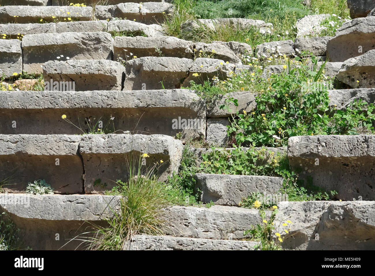 Historical stones benches hi-res stock photography and images - Alamy