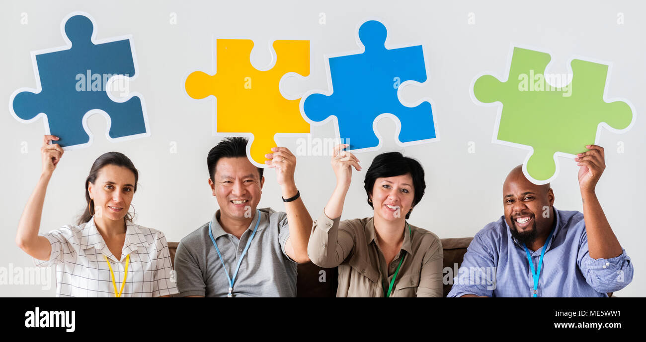 Jigsaw identification hi-res stock photography and images - Alamy