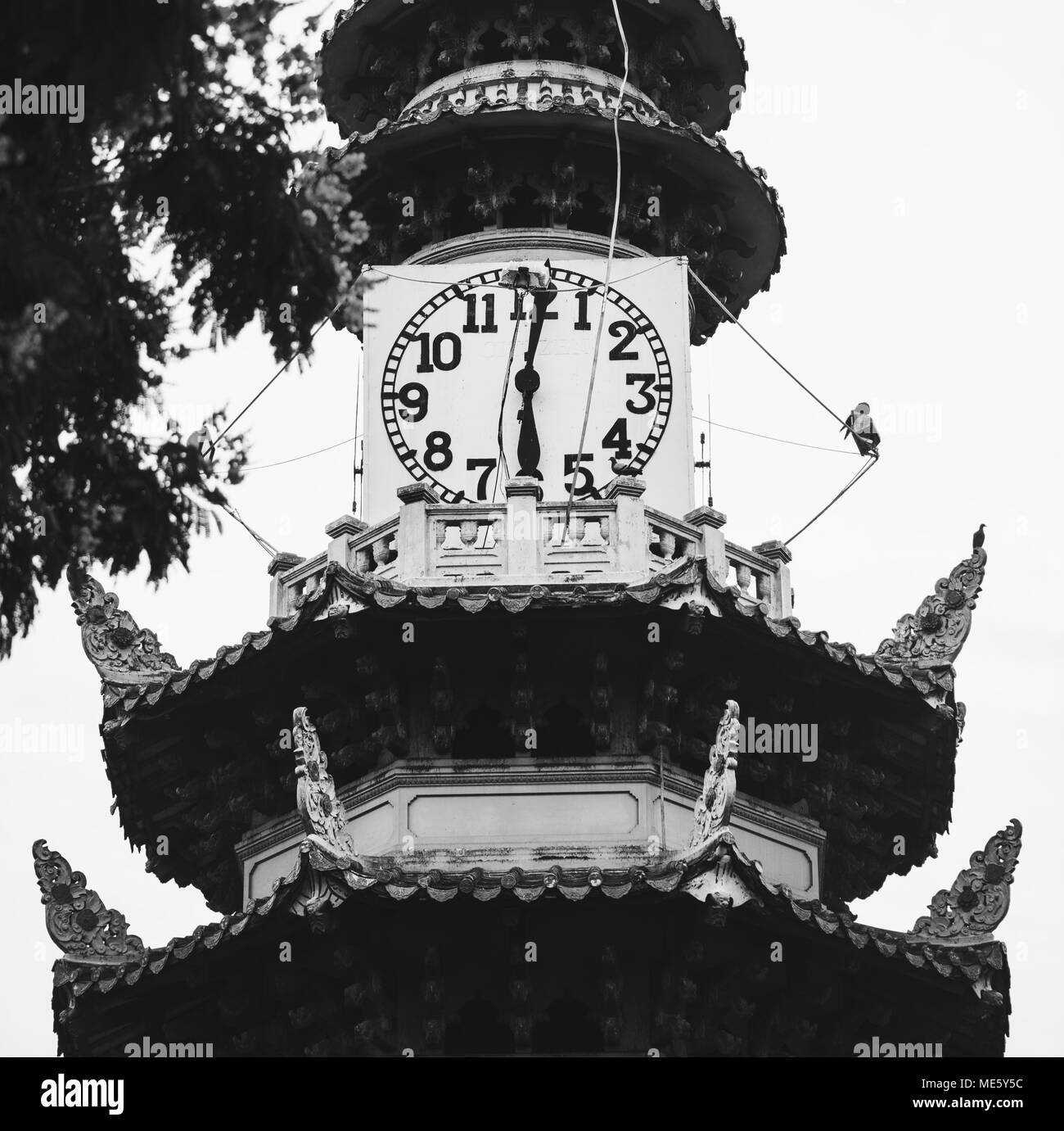 The clock tower at Lumphini Park in Bangkok Stock Photo - Alamy