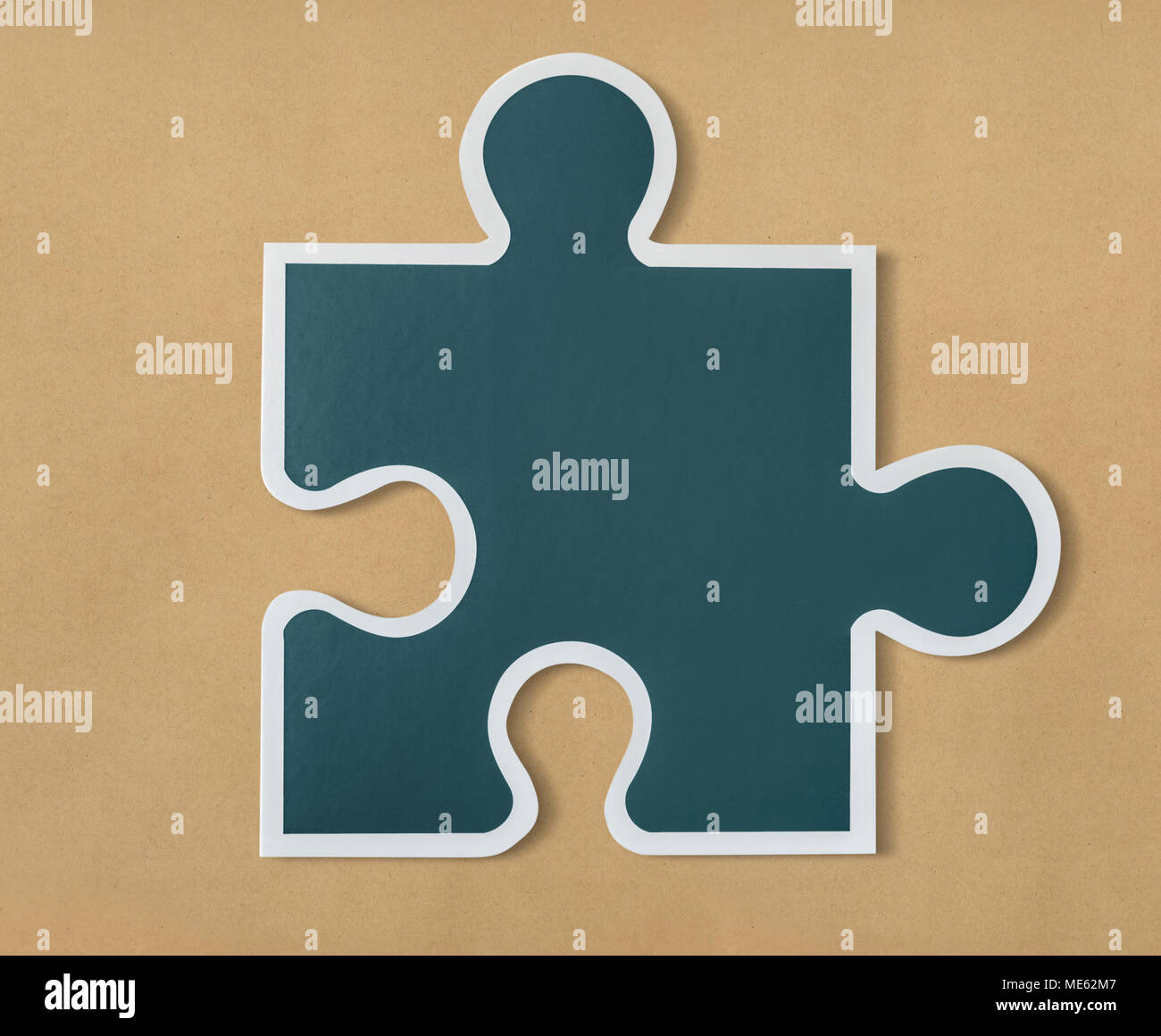 Jigsaw puzzle piece strategy icon Stock Photo - Alamy