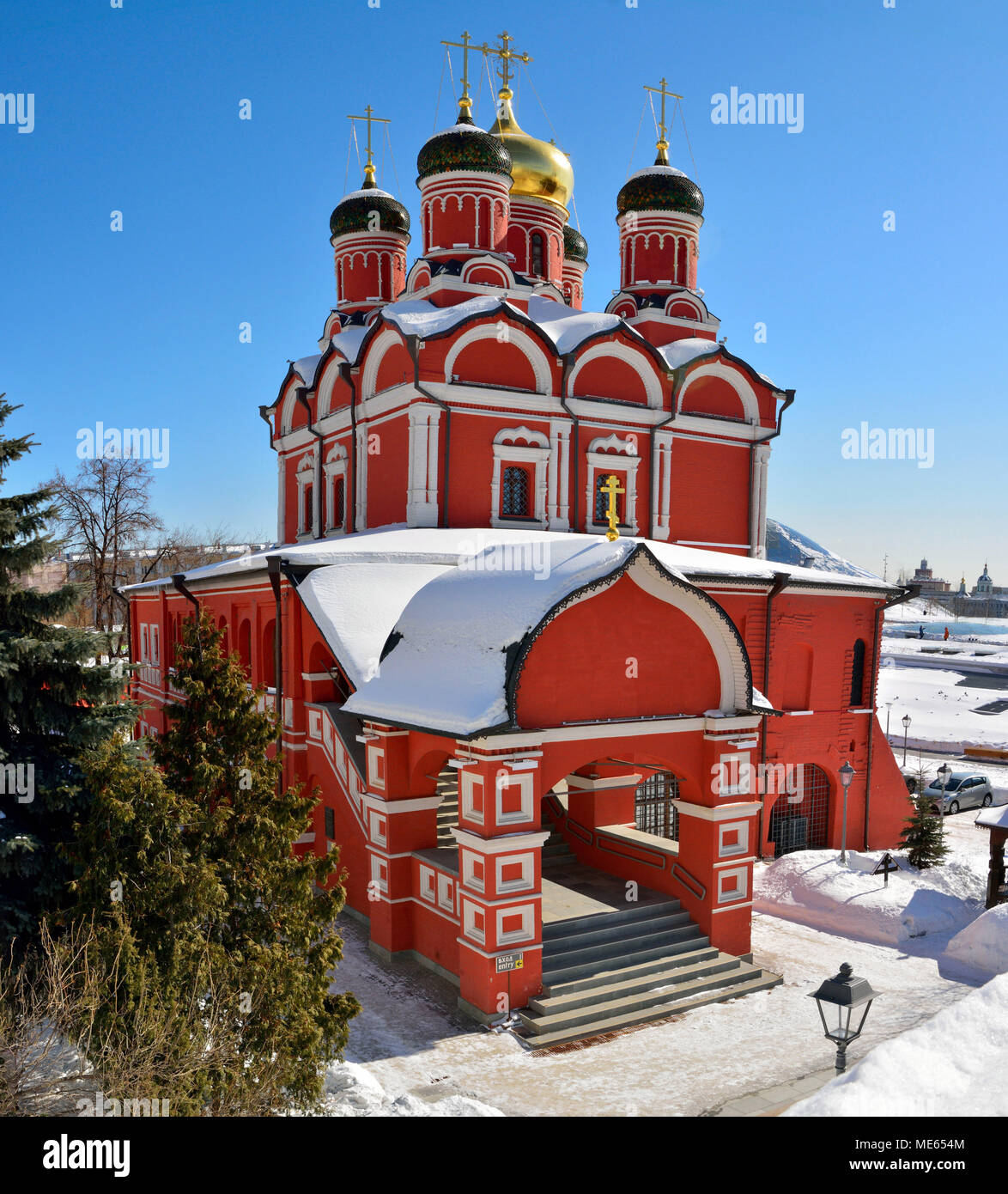 Moscow, Russia - March 18, 2018. Cathedral of Znamensky Monastery in ...