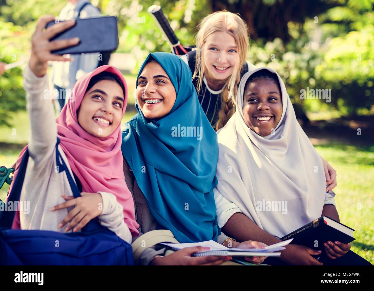 Group of students pakistani hi-res stock photography and images - Alamy