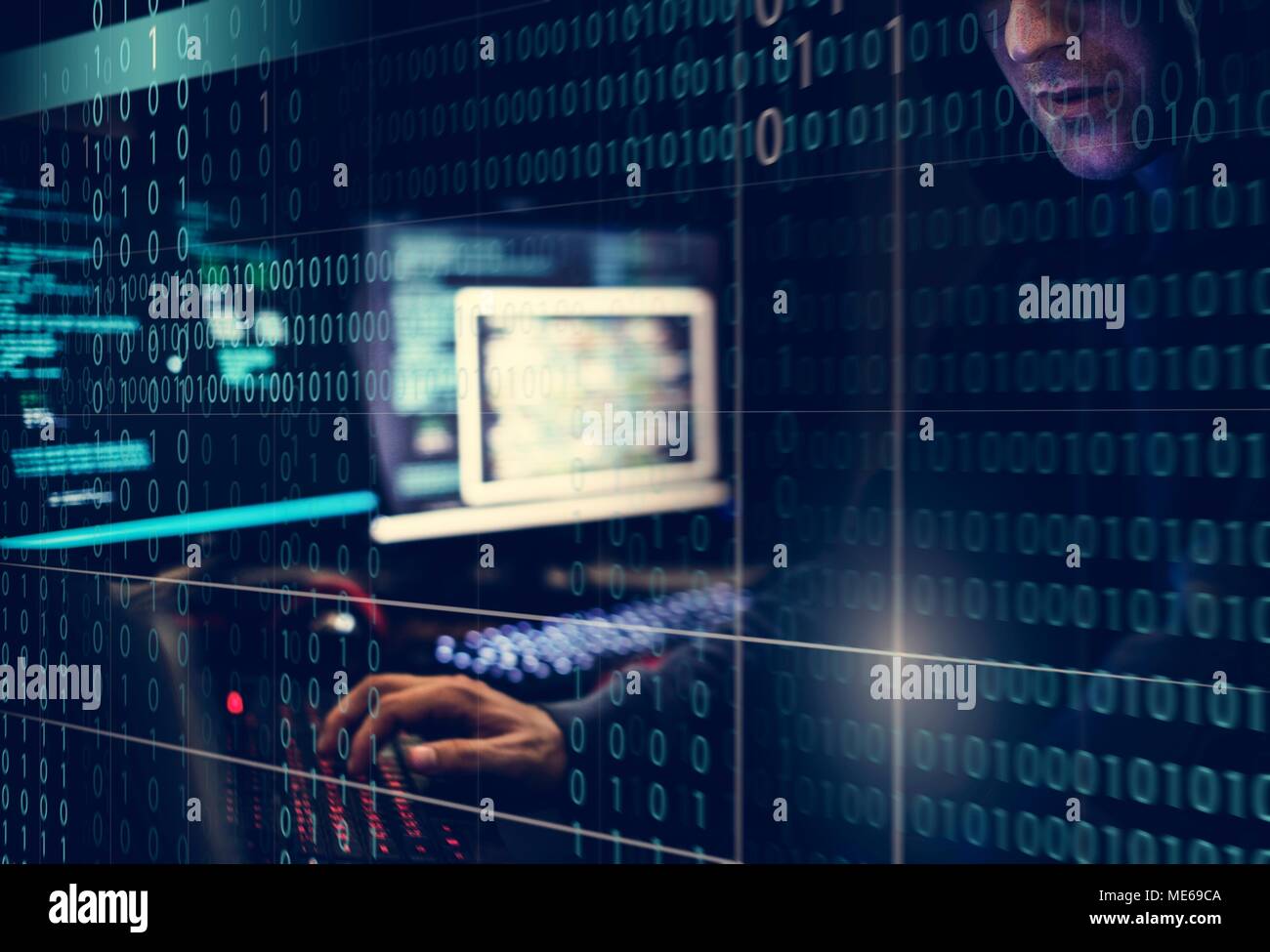 Hacker using computer hi-res stock photography and images - Alamy