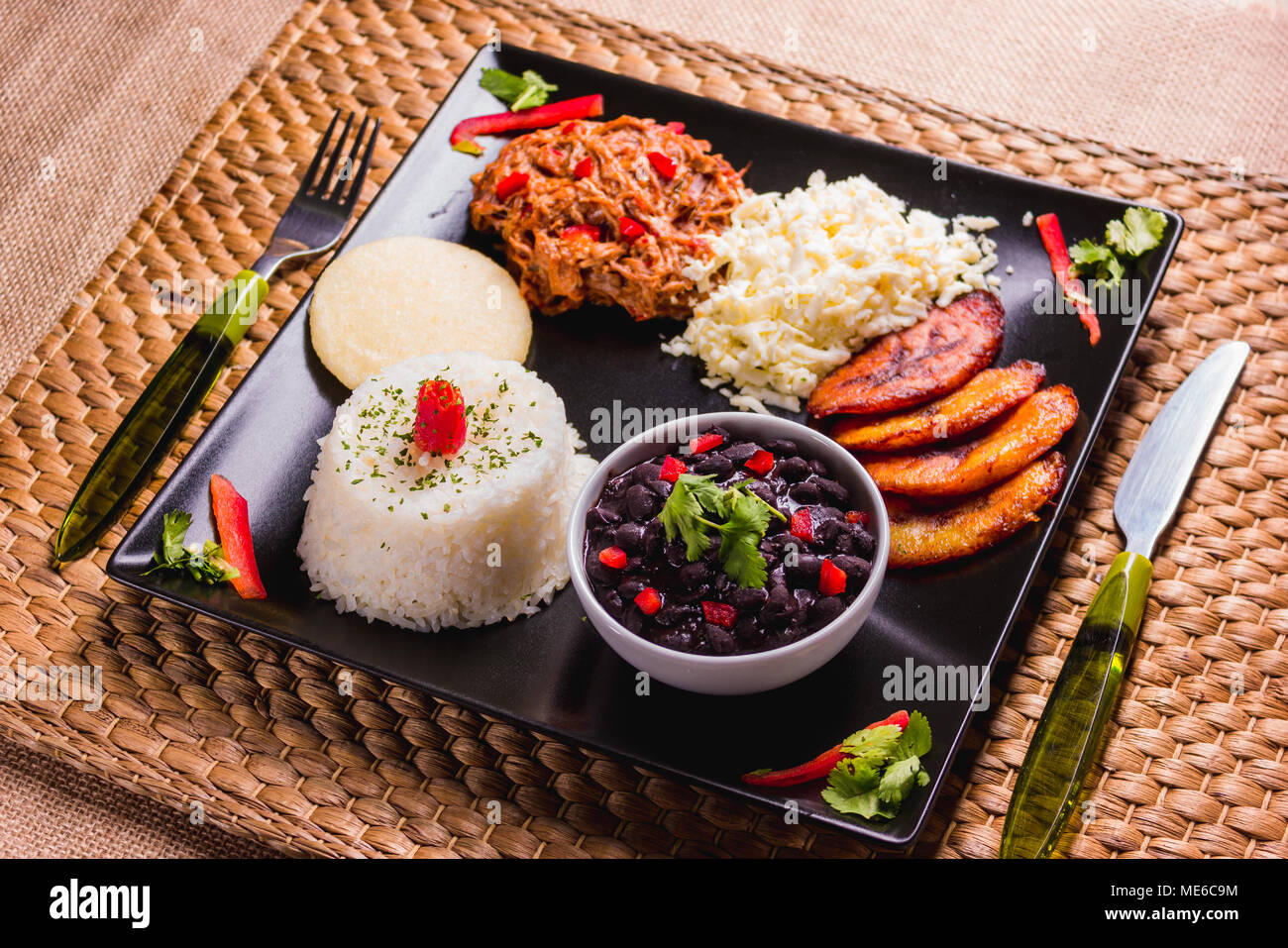 Pabellón criollo, Venezuelan food that has rice, meat, black beans ...