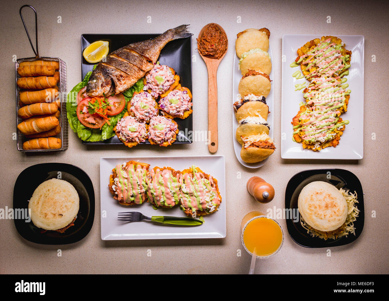 Fried fish colombia hi-res stock photography and images - Alamy