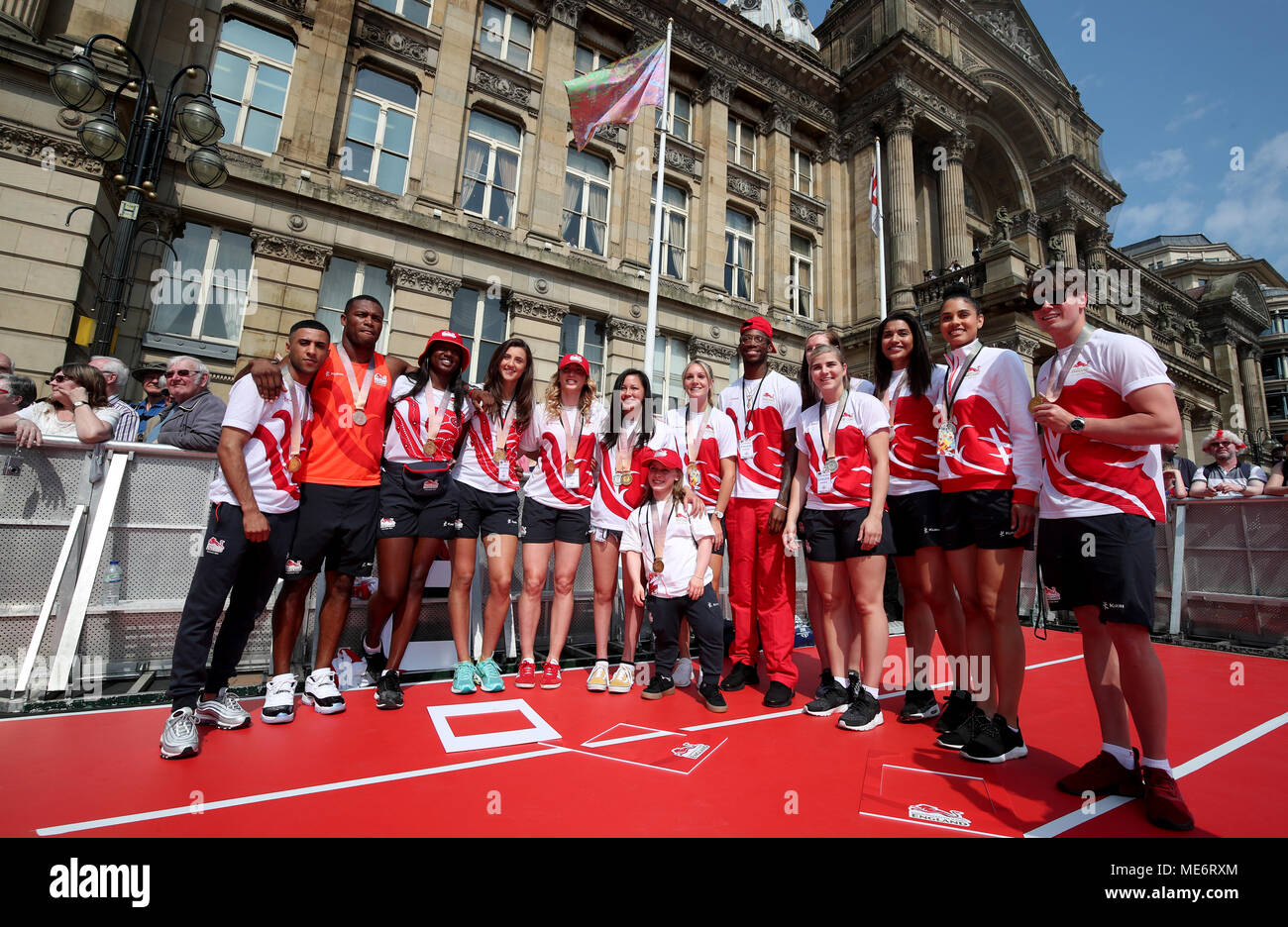 Commonwealth games team england parade hi-res stock photography and ...