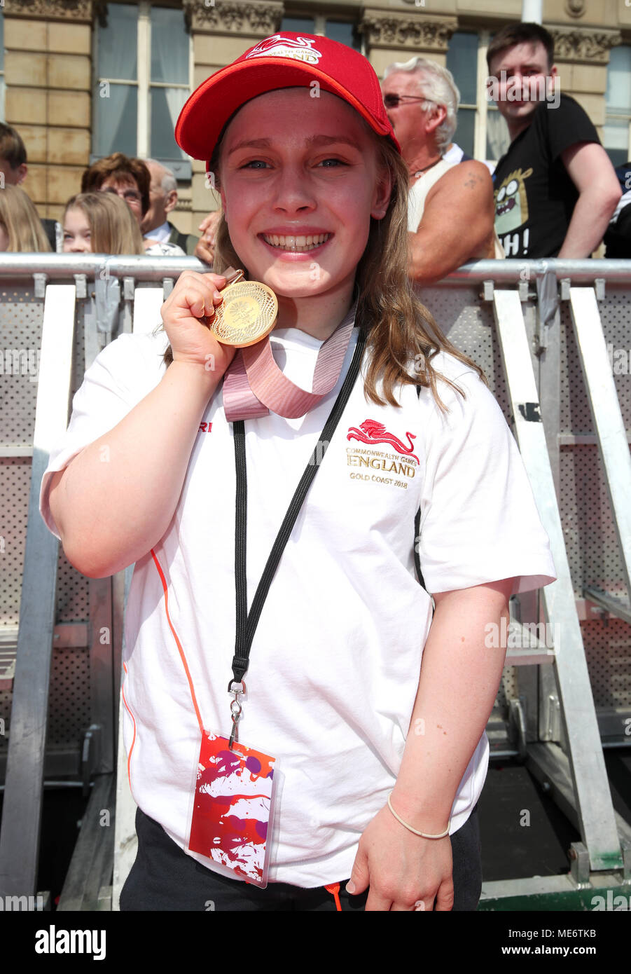 Team England Swimmer Ellie Robinson shows off her medal during the ...