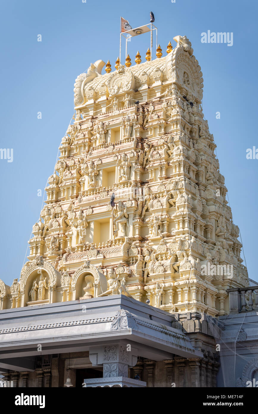 Manor park murugan temple hi-res stock photography and images - Alamy