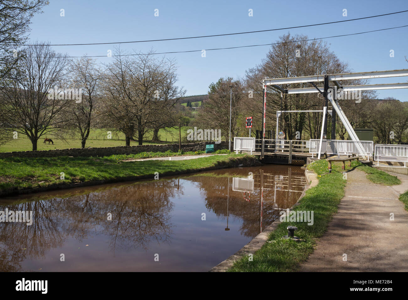 The Brecon Canal Bridge at Talybont on Usk, South Wales Stock Photo - Alamy