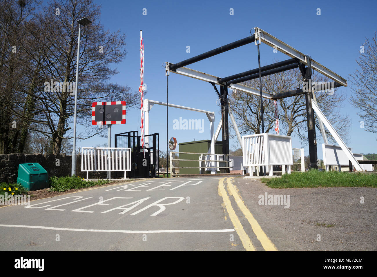 The Brecon Canal Bridge at Talybont on Usk, South Wales Stock Photo - Alamy