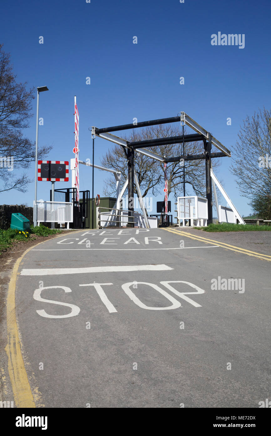 The Brecon Canal Bridge at Talybont on Usk, South Wales Stock Photo - Alamy