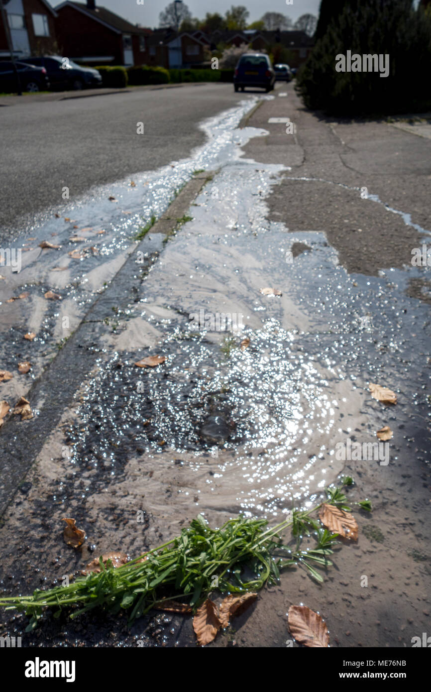 Burst main hi-res stock photography and images - Alamy