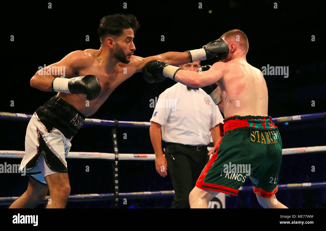 Ricky Starkey (right) and Qais Ashfaq in action in the Bantamweight ...