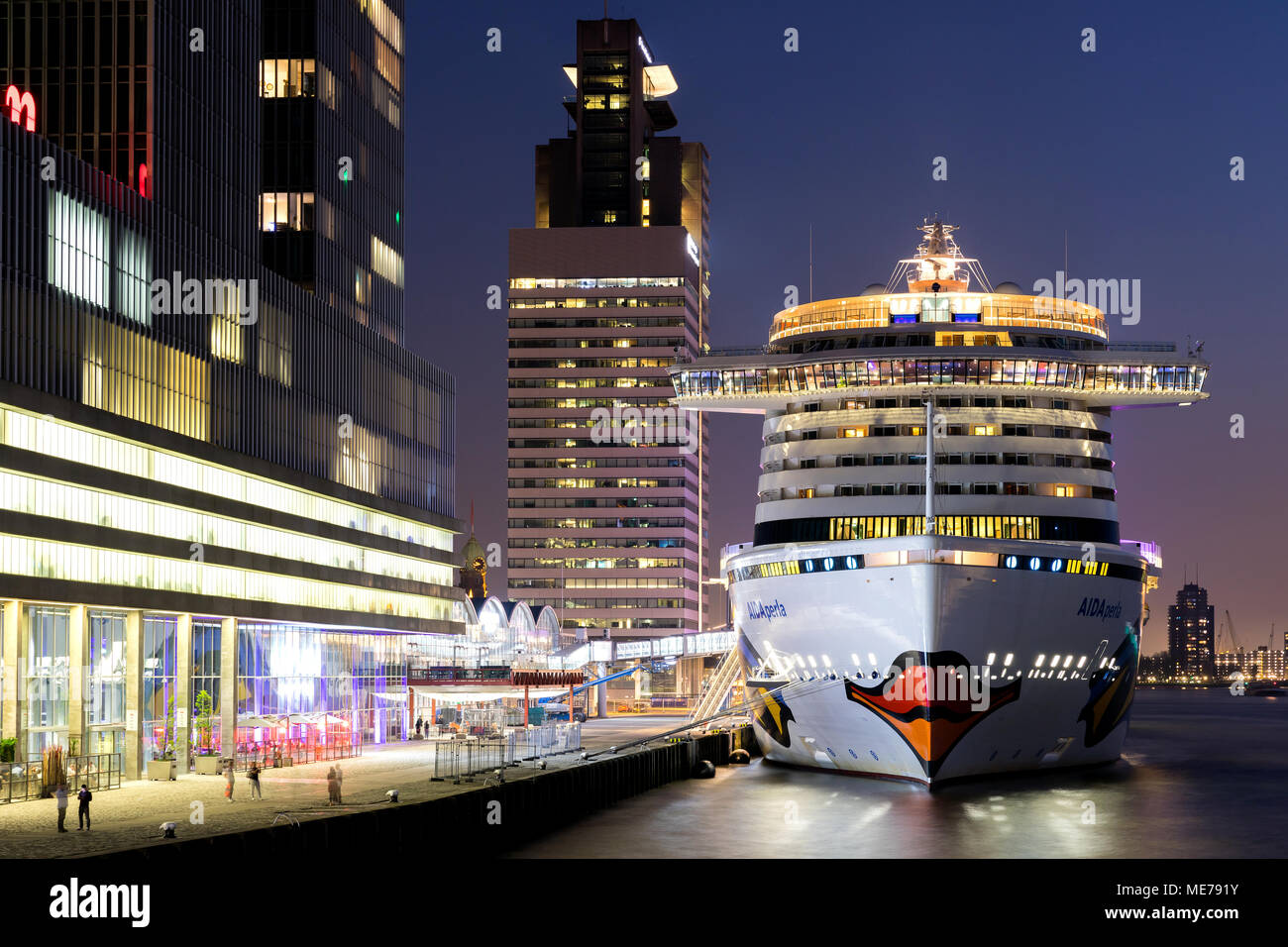 Hyperion class hi-res stock photography and images - Alamy