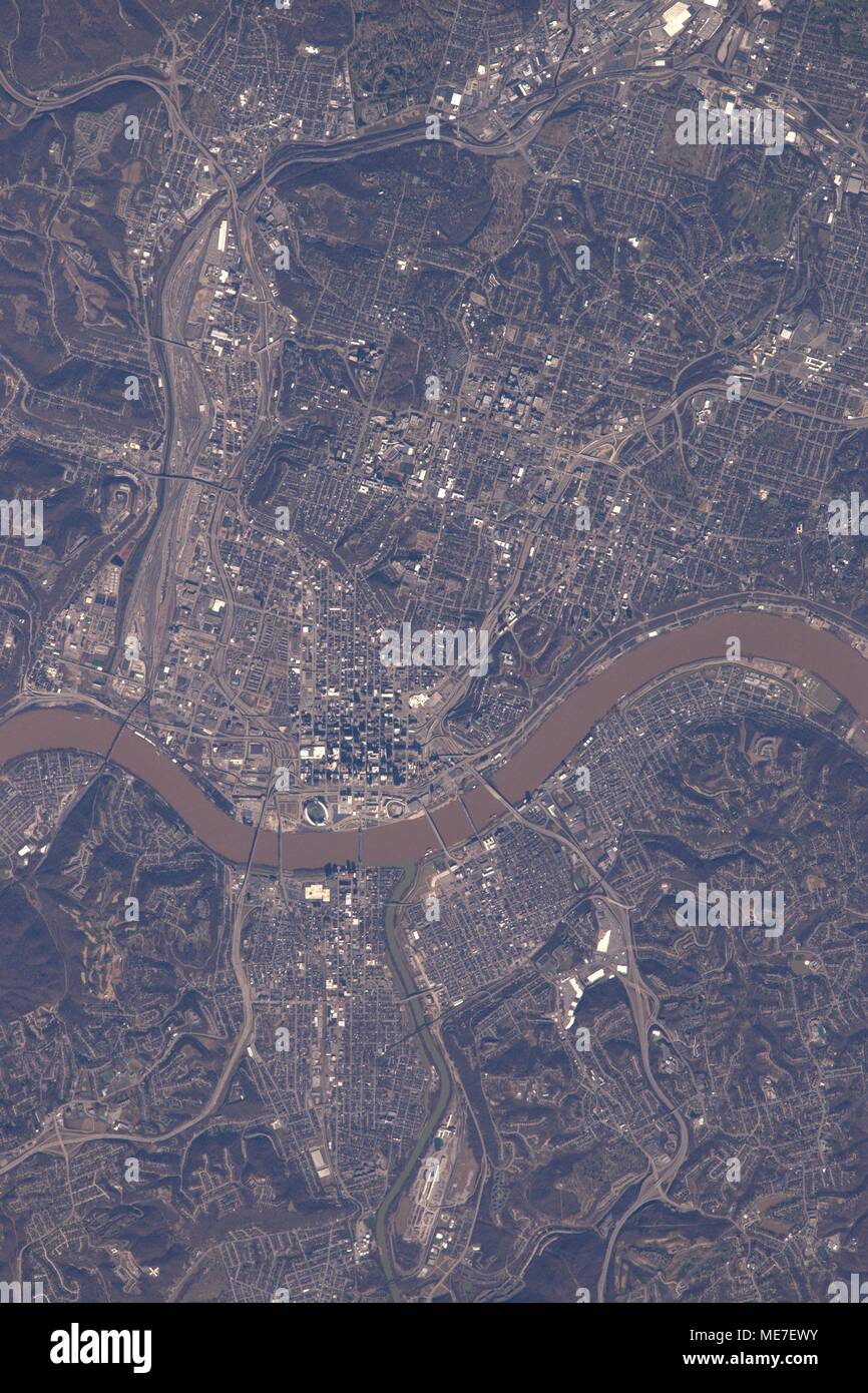 Cincinnati Aerial Stock Photos & Cincinnati Aerial Stock Images - Alamy