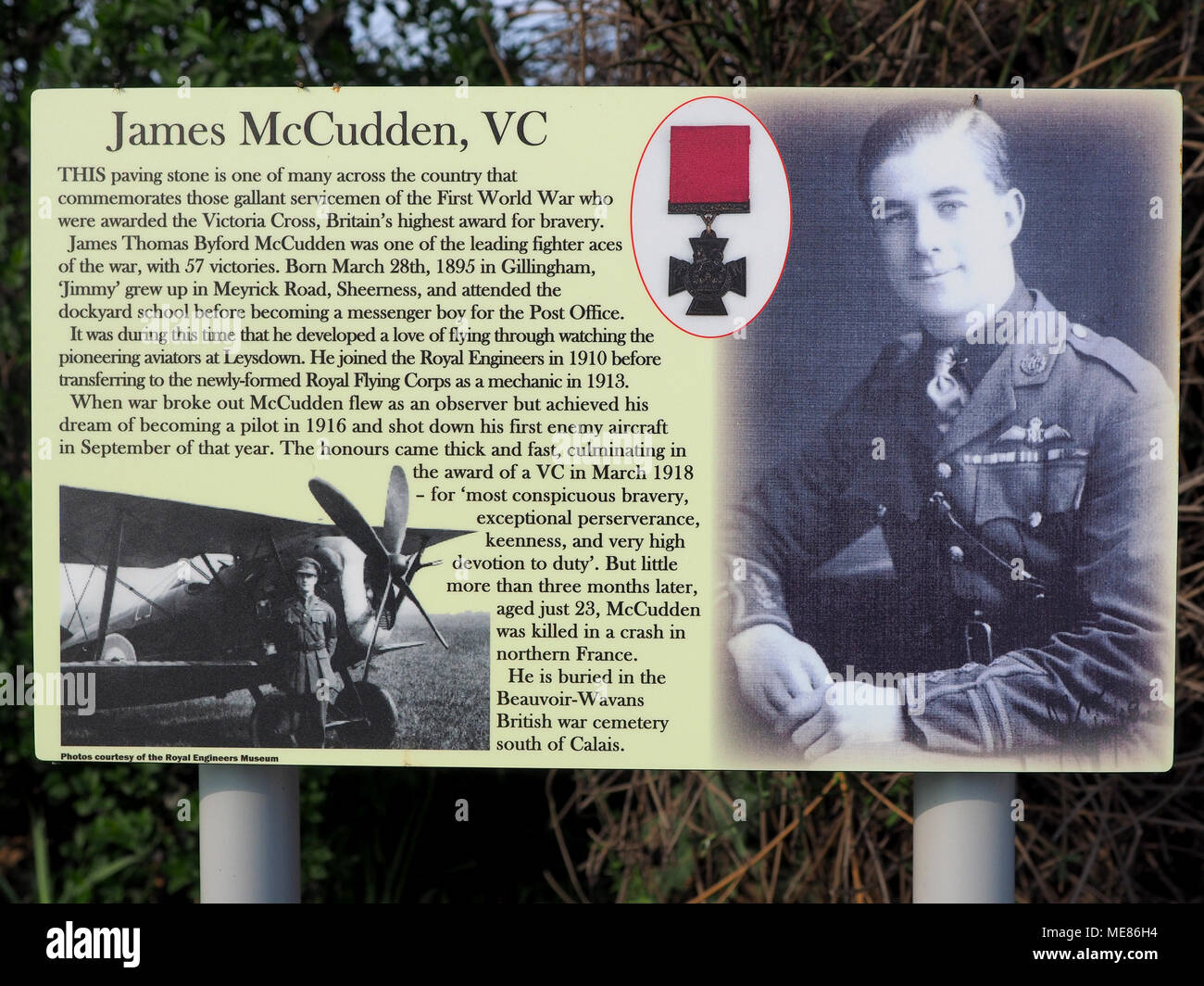 Sheerness, Kent, UK. 21st April, 2018. A new memorial to leading WW1 ...