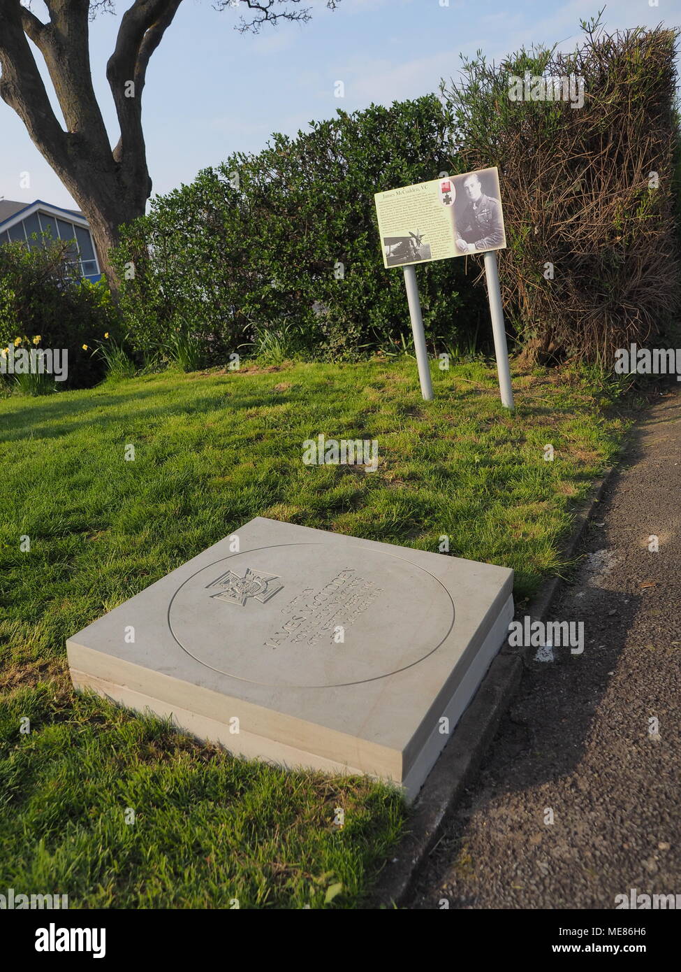 Sheerness, Kent, UK. 21st April, 2018. A new memorial to leading WW1 ...