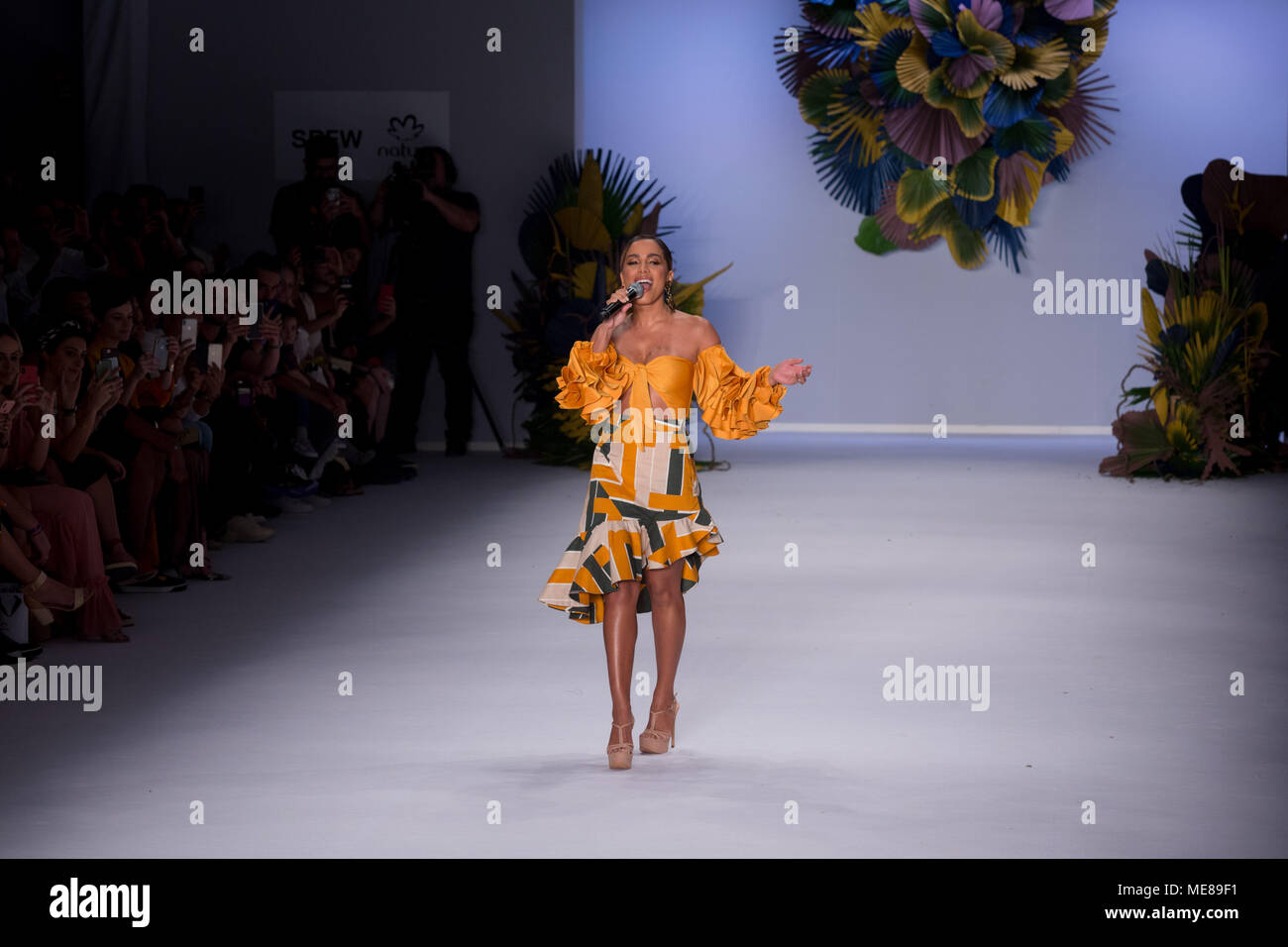 Brazilian model bikini hi-res stock photography and images - Alamy