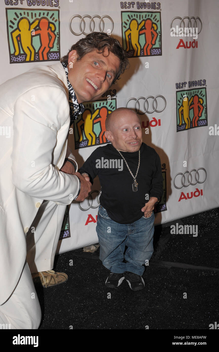 MIAMI BEACH, FL - NOVEMBER 21: Actor Verne Troyer arrives at the Best ...