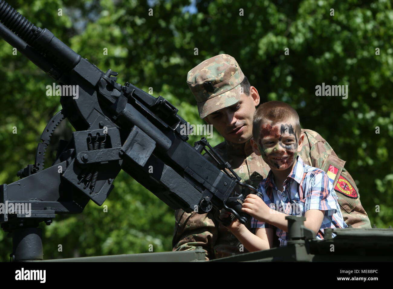 Romanian land forces hi-res stock photography and images - Alamy