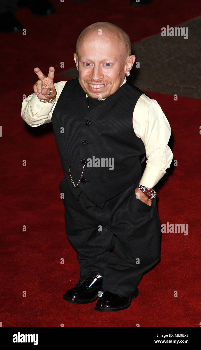 Verne Troyer, 'Mini-Me' in Austin Powers films, dies at 49, 21 April ...