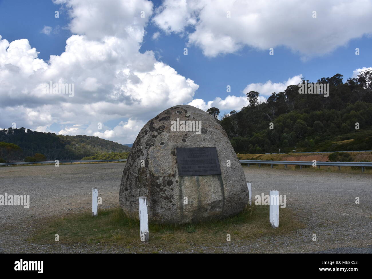 Tooma dam hi-res stock photography and images - Alamy