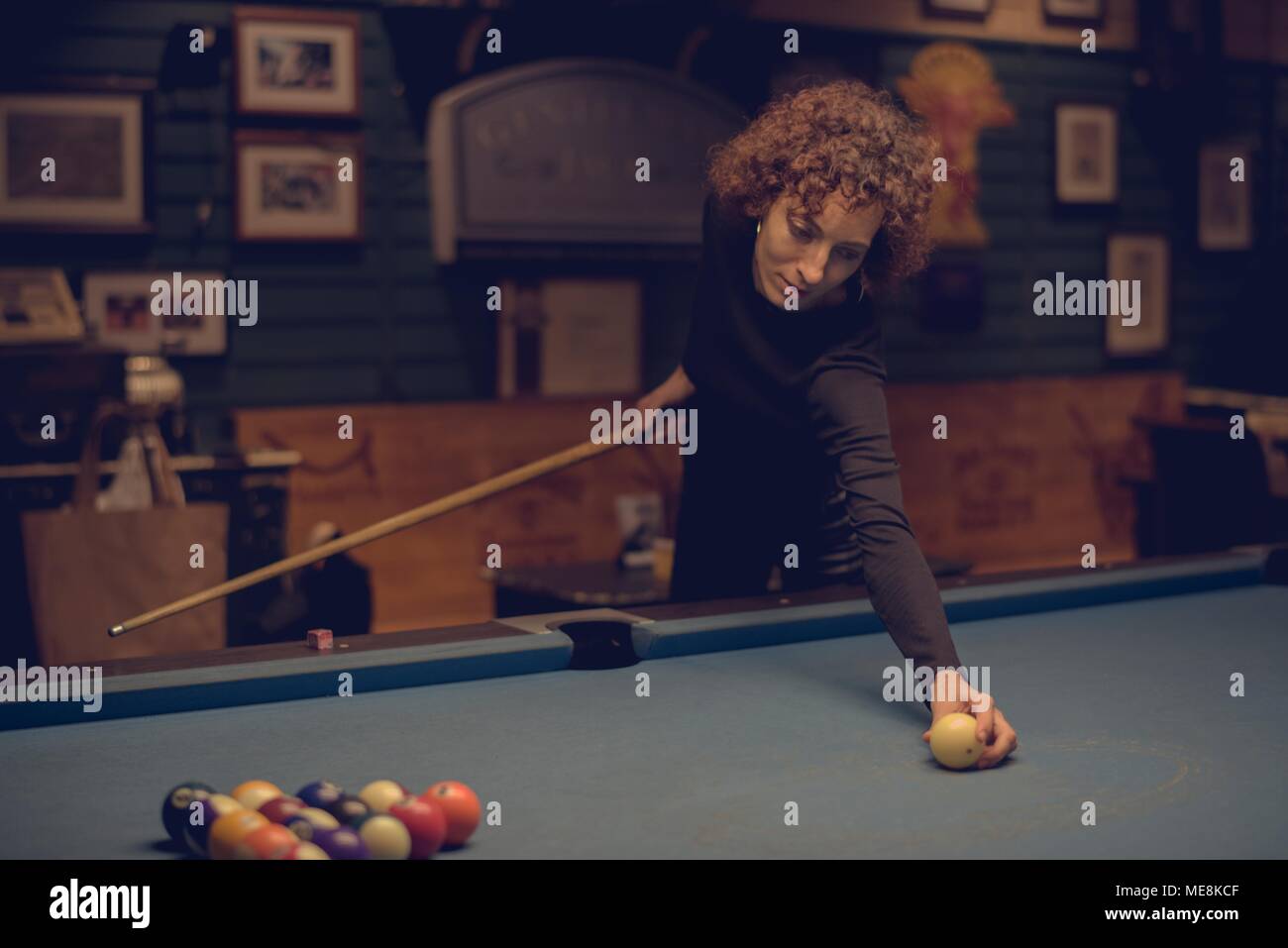 Billiard balls woman hi-res stock photography and images - Alamy