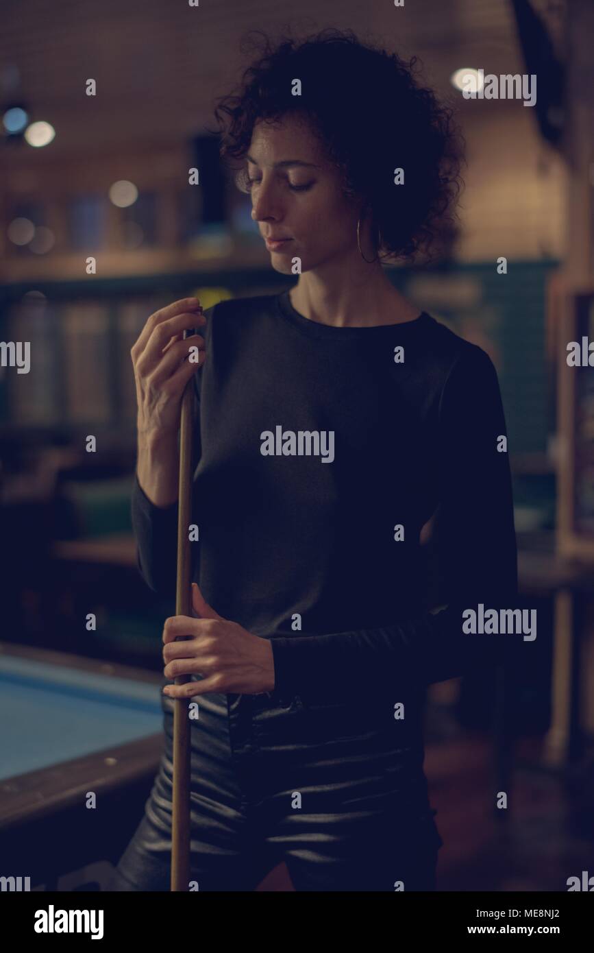 Woman pool cue hi-res stock photography and images - Alamy