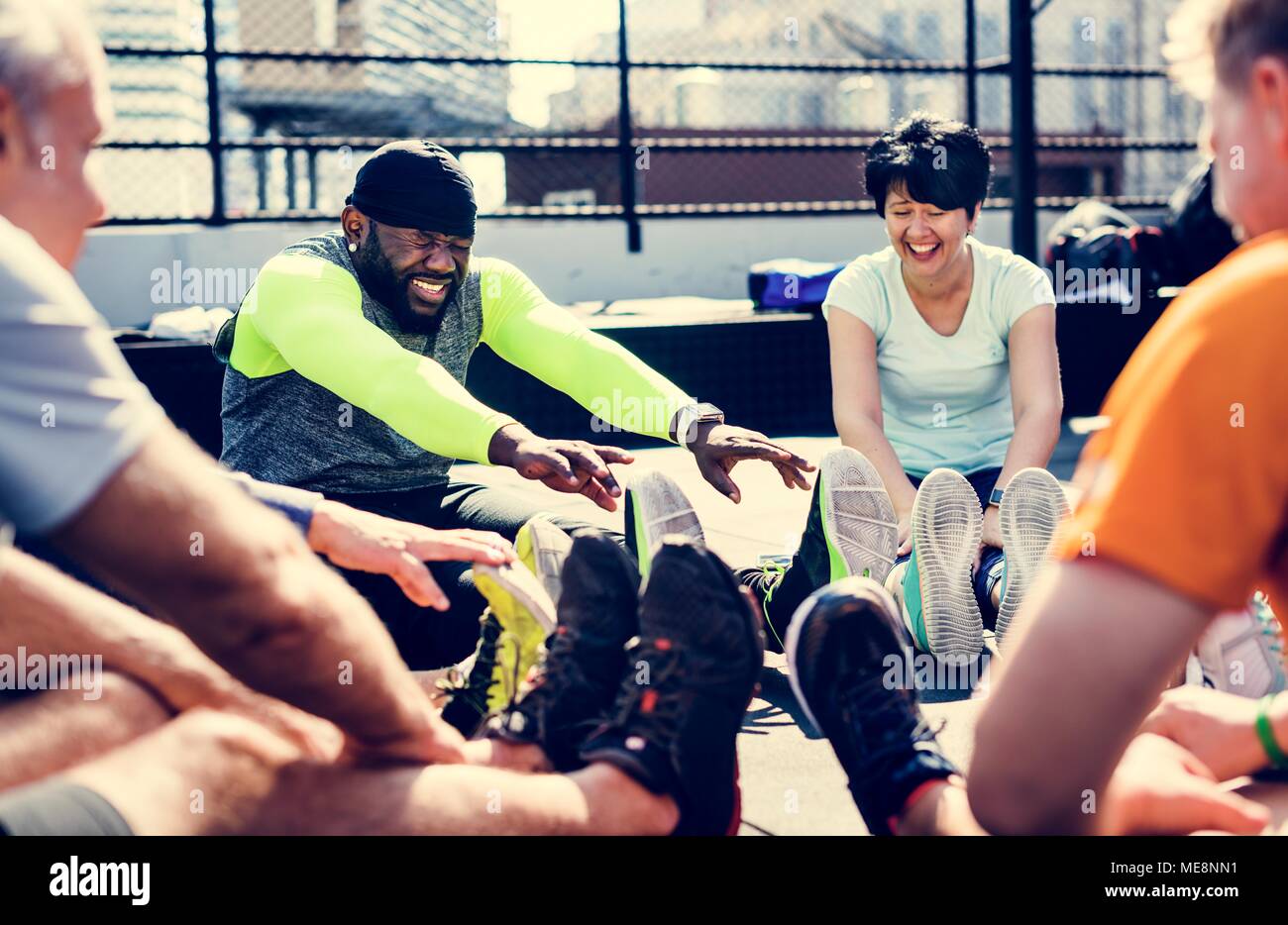 People exercising at fitness gym Stock Photo - Alamy