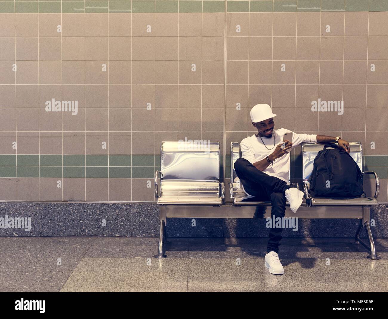 Waiting chair hi-res stock photography and images - Alamy