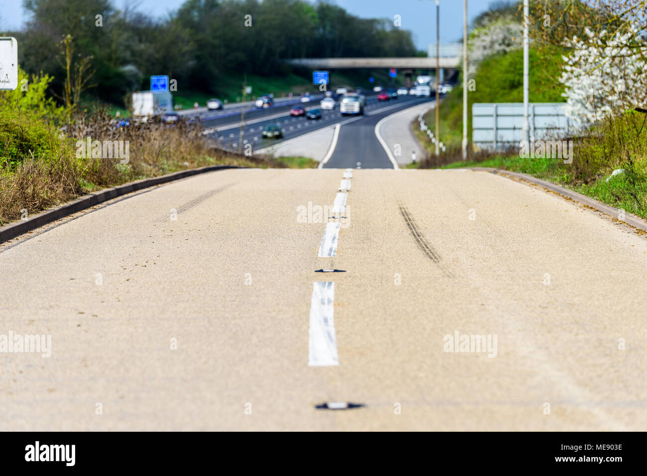 Empty motorway side hi-res stock photography and images - Alamy