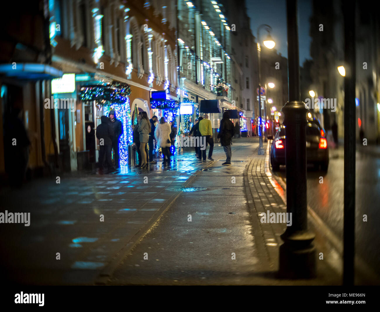 Smoking cigarette bar hi-res stock photography and images - Alamy
