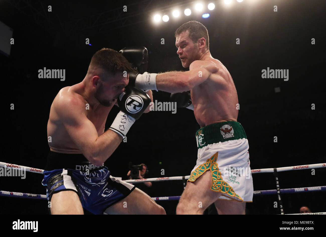Luke Keeler (right) against Conrad Cummings during their WBO European ...