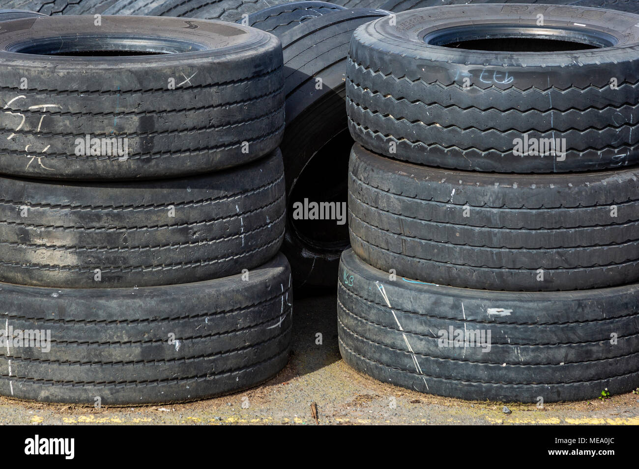 Lorry tyre hi-res stock photography and images - Alamy