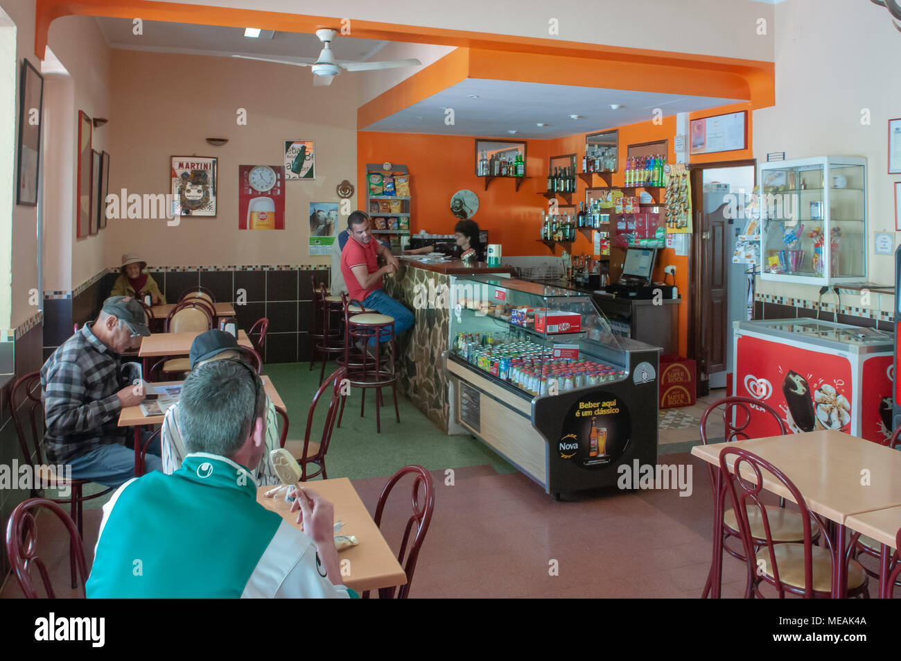 Portuguese traditional local hi-res stock photography and images - Alamy