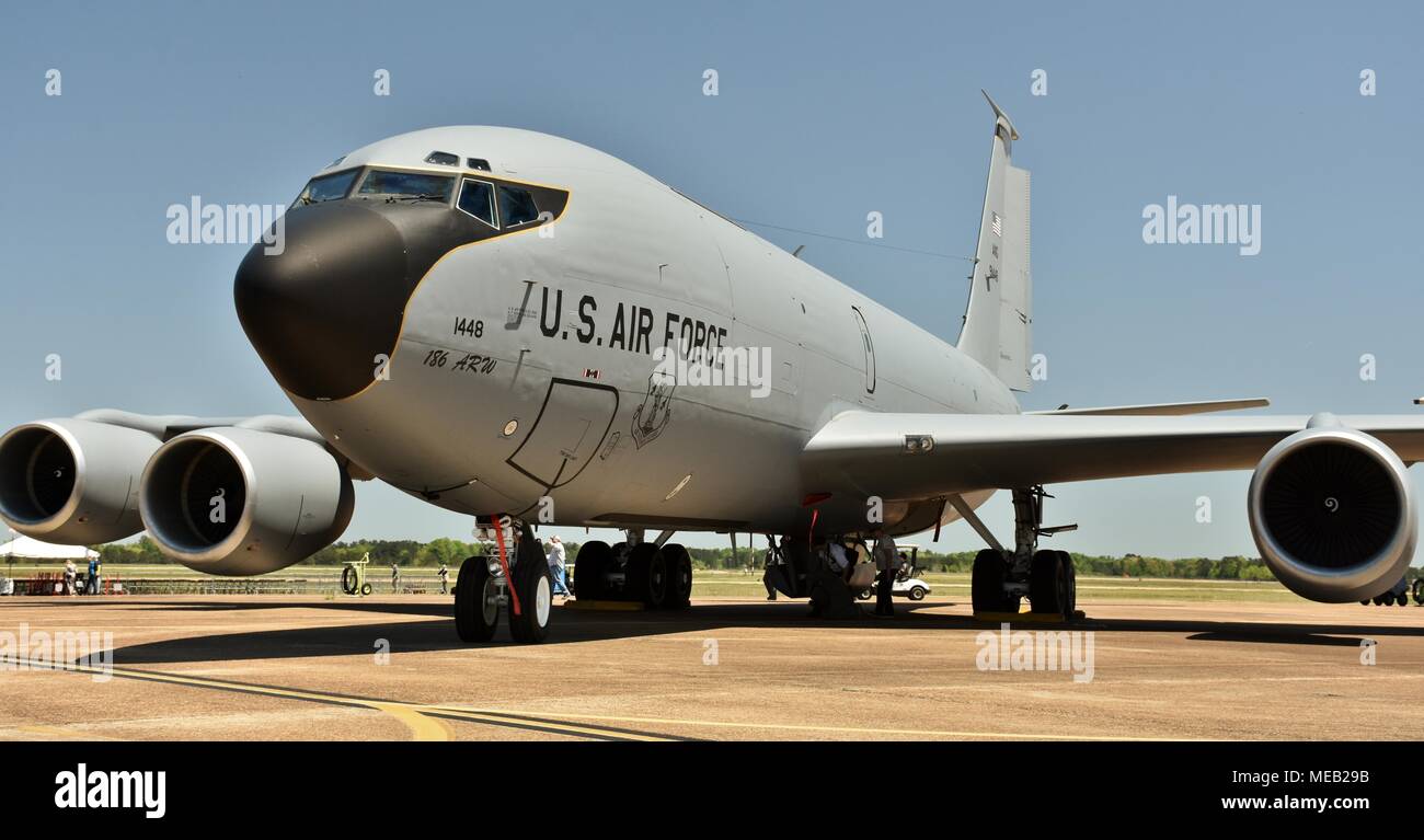A U.S. Air Force KC-135R Stratotanker refueler on the runway at ...