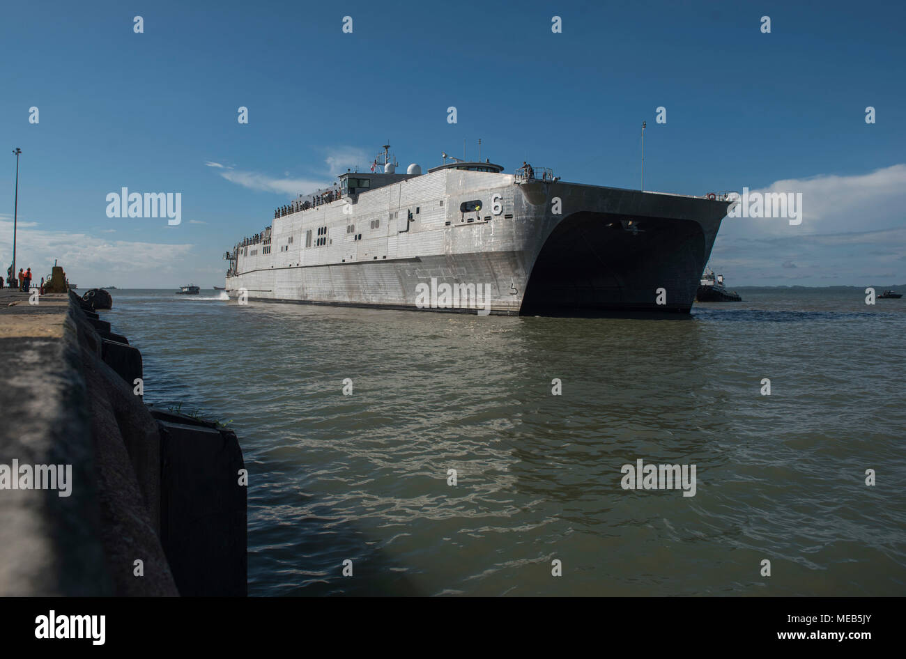 Usns brunswick epf 6 hi-res stock photography and images - Alamy